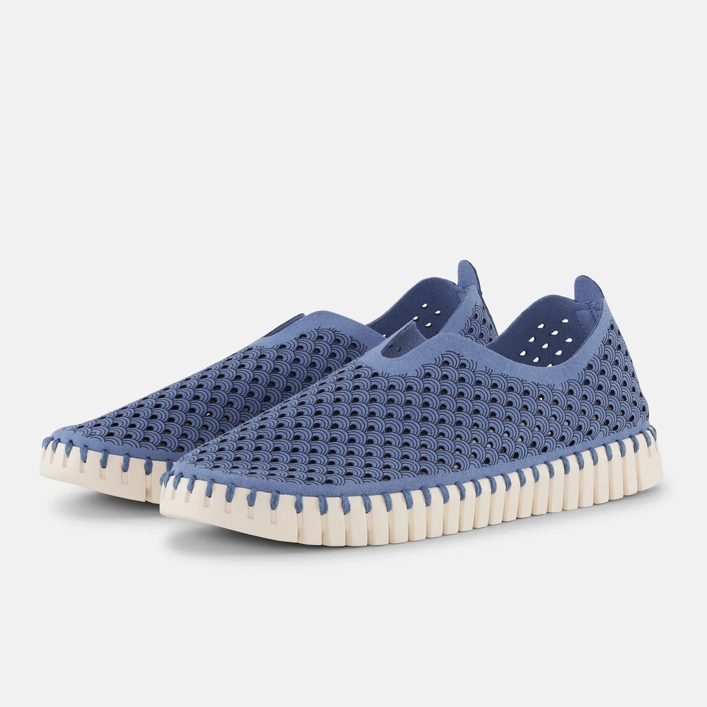 Ilse Jacobsen Tulip Shoes Regatta Blue Slip-On – Nordic Fusion Store