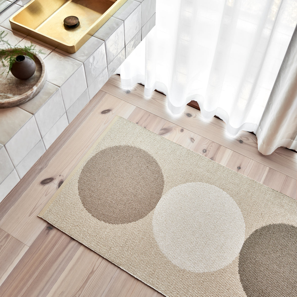 Pappelina Rug Otto Grain – Nordic Fusion Store